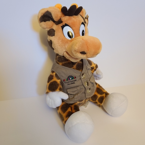 Toys R Us | Toys | Vintage Toys R Us 20 Times Square Ny Geoffrey The Giraffe Stuffed Animal ...